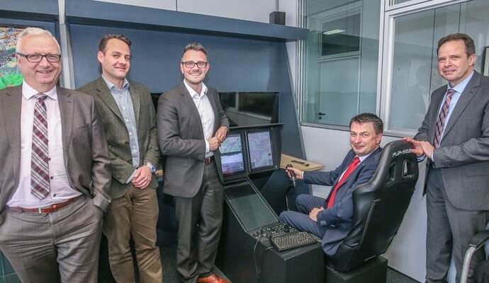 Navis für Polizeihubschrauber - Wirtschaft - Pforzheimer Zeitung