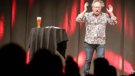 Urban Priol im Pointen-Rausch - Jahresrückblick im CCP - Kultur ...