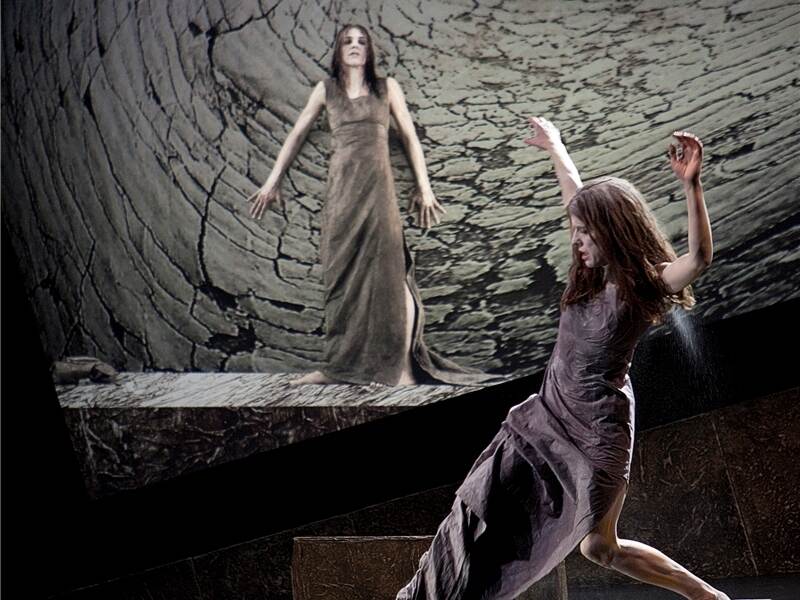 „Antigone.stimmen“: ein Bewegtbildtheater nach Sophokles im Mühlacker ...