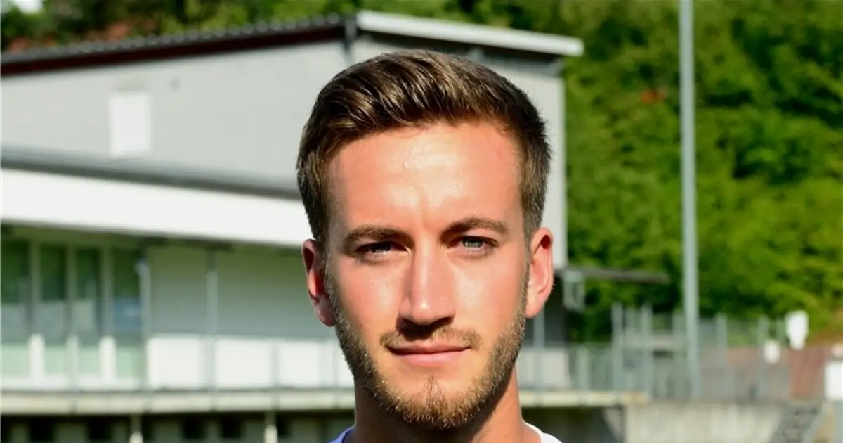 Niklas Hecht-Zirpel hat bei Kickers Offenbach verlängert - Sport ...
