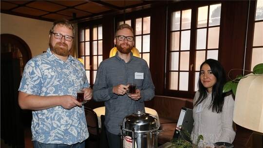 Erstes Caritas-Bürokratiecafé für Migranten - Pforzheim - Pforzheimer ...