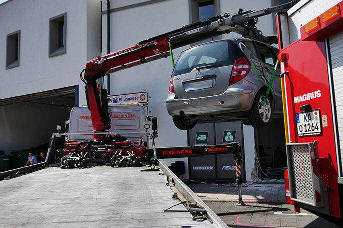Spektakulärer Unfall in Bretten - Bildergalerie - Pforzheimer-Zeitung