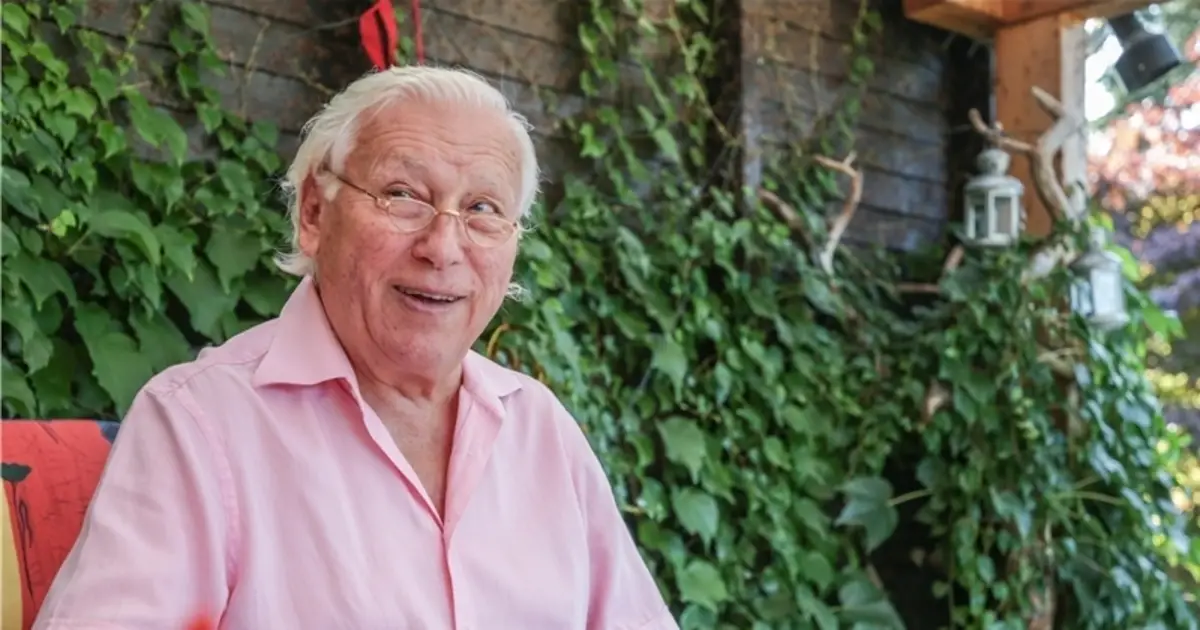 Der Mann fürs Schöne: Wiernsheimer Künstler und Kalligraf Thomas ...