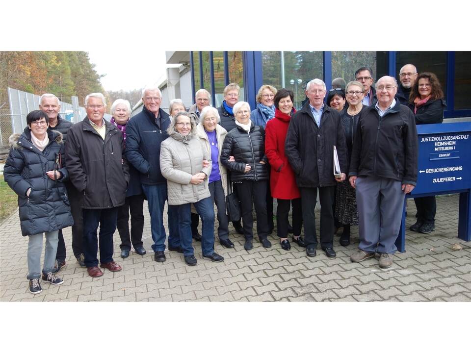 Ehemalige Rathauschefs lernen Heimsheimer Gefängnis kennen - Region ...