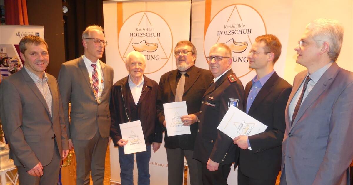 Blick in eine rosige Zukunft: Gemeinde Karlsbad feiert ihren ...