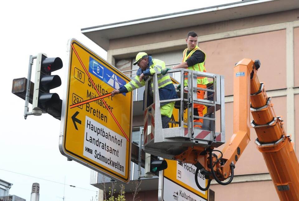 Pforzheimer Baustellen: Schilder führen Fahrer erneut in die Irre ...