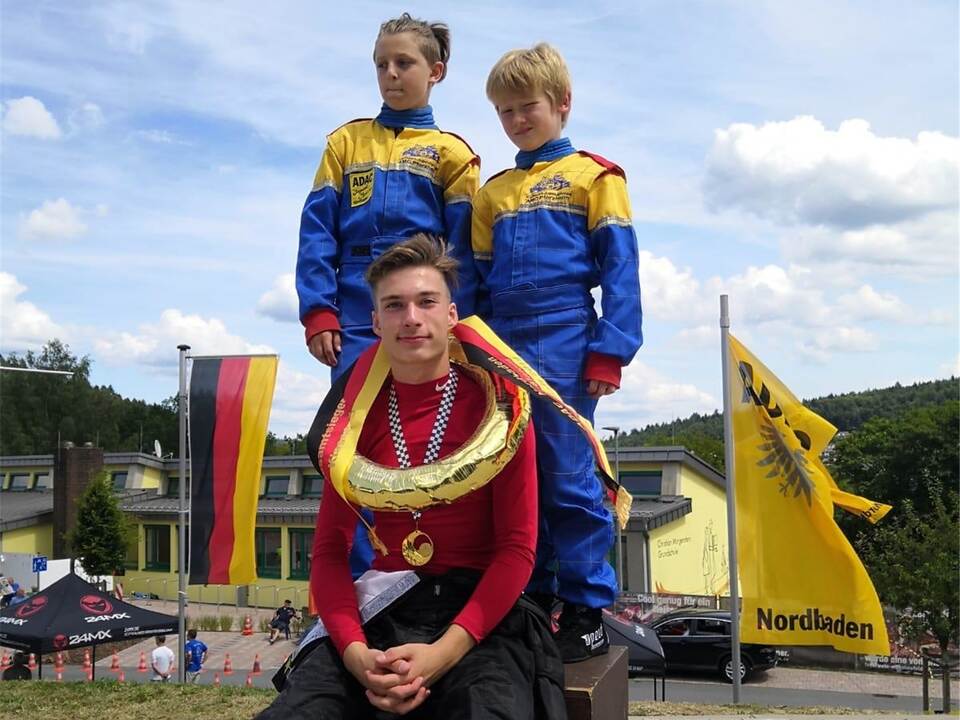 Alexander Lazar vom AMC Pforzheim verteidigt Meistertitel - Sport ...