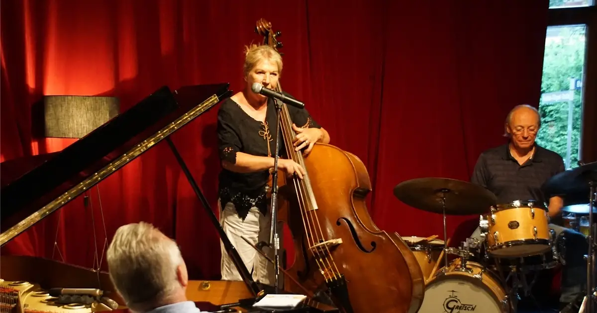 Entspannung pur: Thilo Wagner Trio begeistert im „domicile“ mit ...