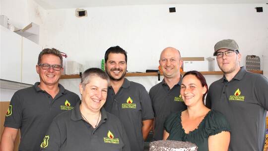 Feuerwehren unterhalten Daheimgebliebene mit Hocketsen - Region ...