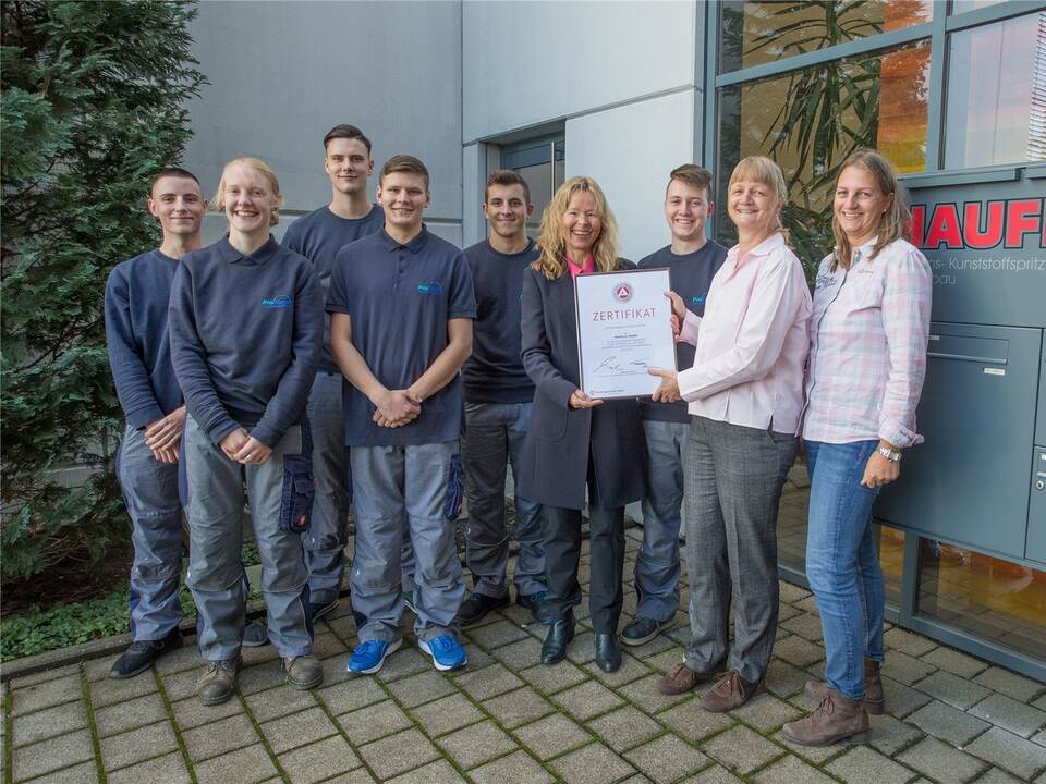 Firma ProForm in Büchenbronn erhält Auszeichnung von Arbeitsagentur ...