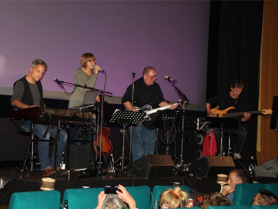 Musikalische Zeitreise der Extraklasse: Harry Klenk und Heidi Roth ...