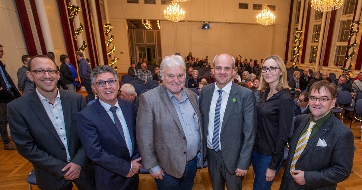 Neue Details zur Schömberger Sporthalle: Drei mögliche Standorte für ...