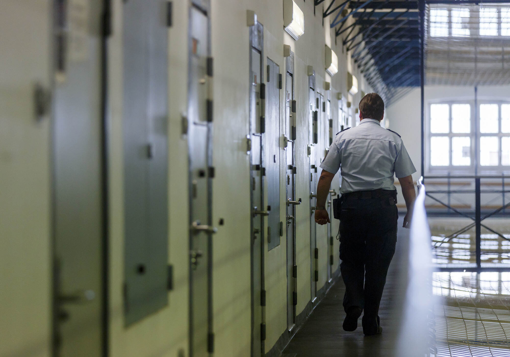Gefängnisse im Südwesten bleiben überbelegt - JVA Heimsheim sucht ...