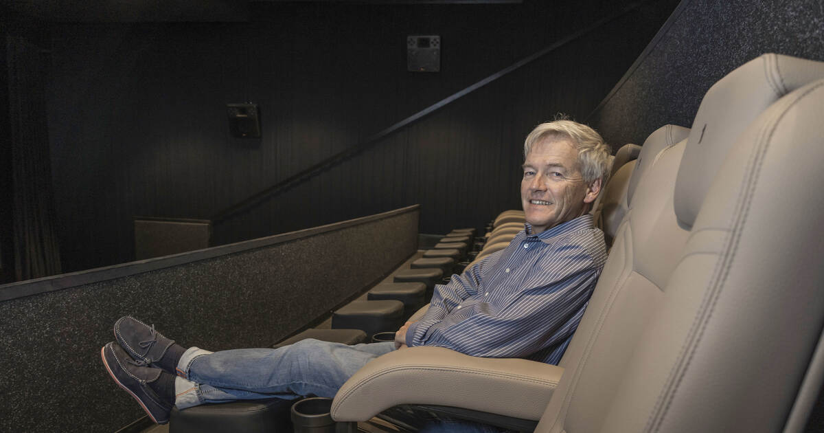 „Kinosterben droht bei langer Schließung“ - Kino-Chef Michael Geiger zu ...