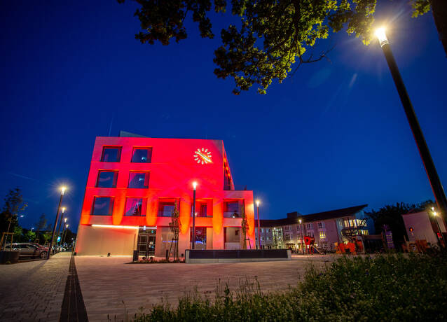 Night of Light: Gasometer und Rathaus Remchingen leuchten ...