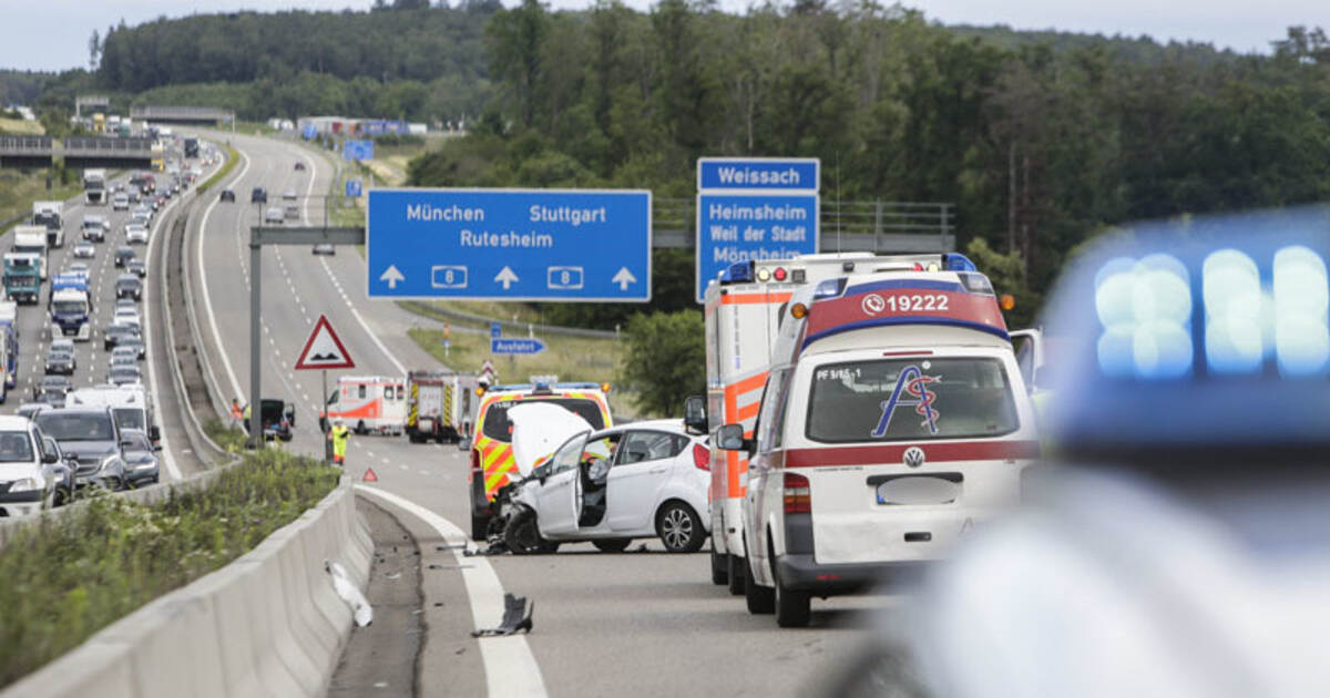 Schwerer Unfall auf A8 sorgt für Vollsperrung zwischen Pforzheim-Süd ...