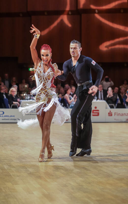 Latein-WM 2021 kommt nach Pforzheim: Greifen Marius-Andrei Balan und ...