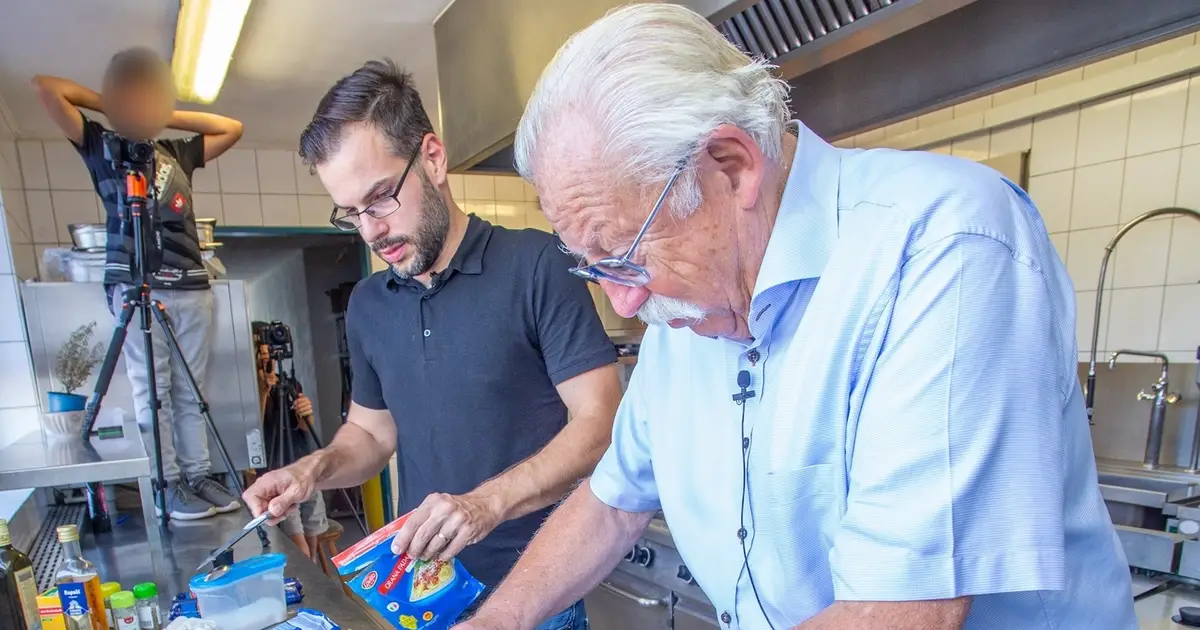Jugendhaus Enz Zone bringt Jugendlichen das Kochen näher - PZ-Verleger kocht mit - Region ...