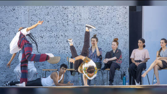 Urban Dance Lab führt Multikulti-Tanztruppe zusammen - Bildergalerie ...