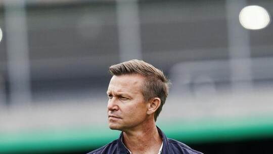 US-Duell am Seitenrand: Marsch fordert VfB-Trainer Matarazzo - Sport ...