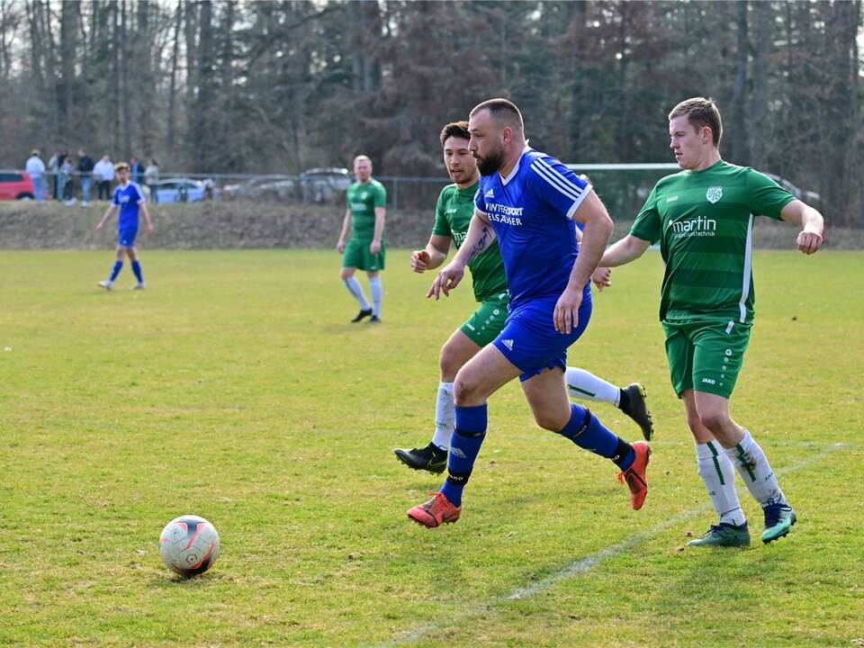 Fußball-Kreisklasse: Rathke schießt VfB Pfinzweiler im B2-Spitzenspiel ...