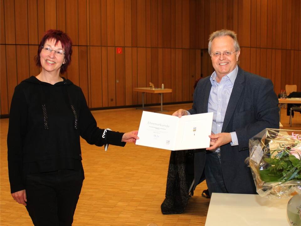 Sabine Burkhard-Dürr : Zehn Jahre im Dienst für die Gemeinde Ötisheim ...