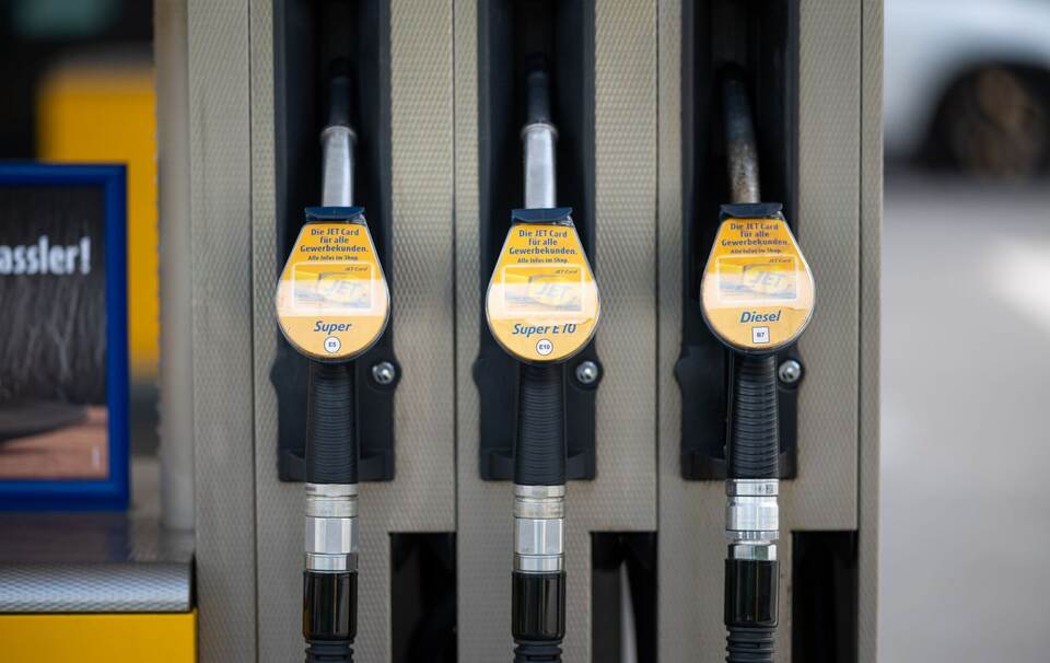 Deutsche Spritpreise im europäischen Mittelfeld - Wirtschaft weltweit ...