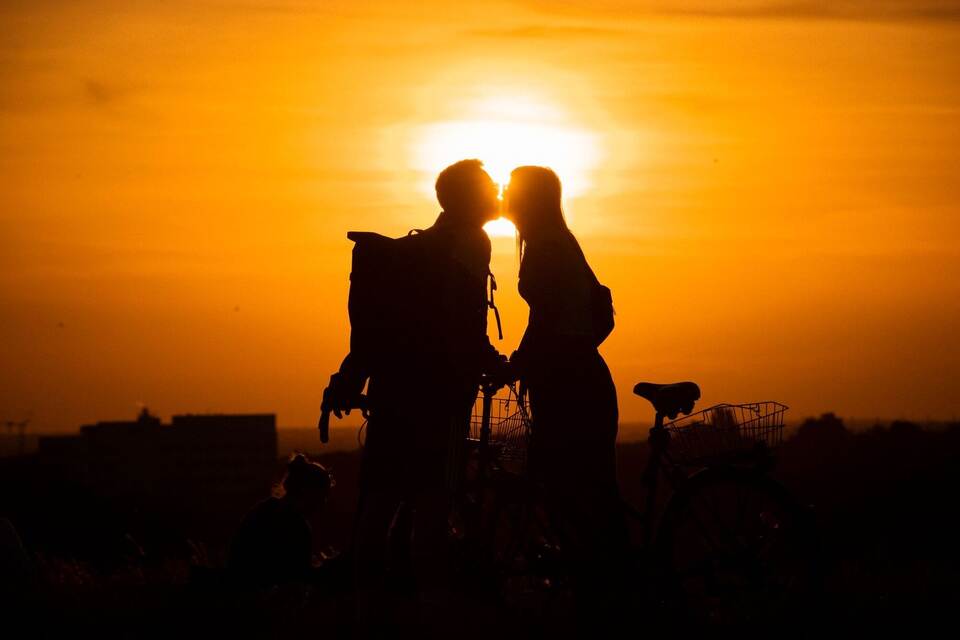 Zum Tag des Kusses: Von tragischen und trügerischen Knutschern - Show ...