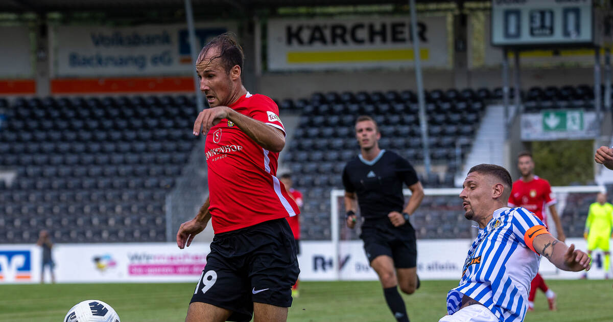 Fehlstart des 1. CfR Pforzheim in der Fußball-Oberliga - Sport ...