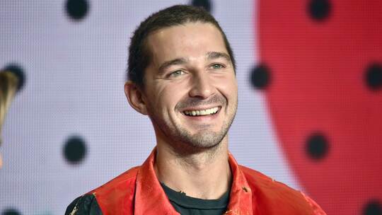 Shia LaBeouf: «Gott segne dich, Mama» - Show-Biz / Boulevard ...
