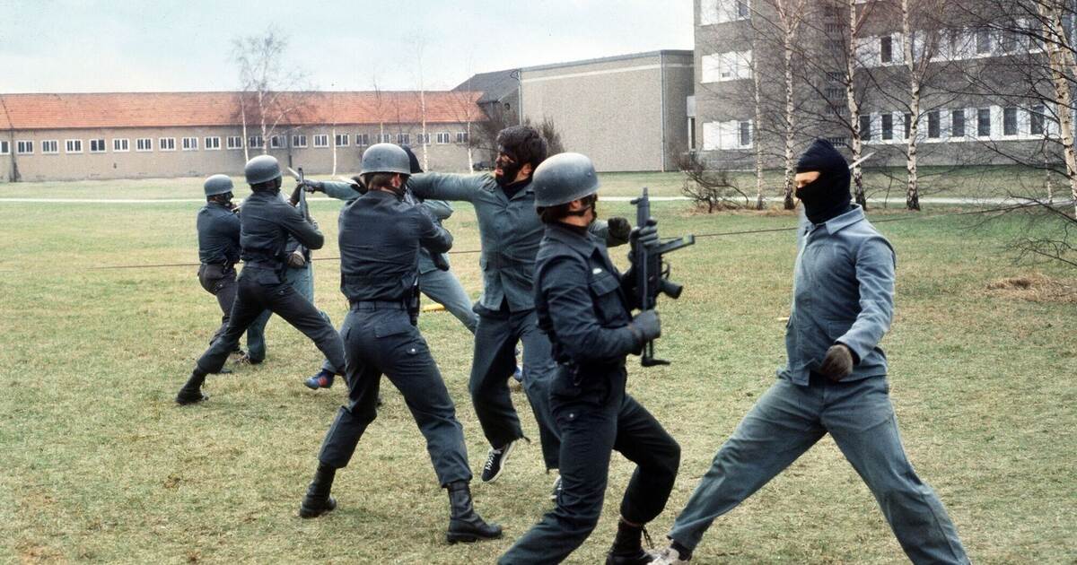 50. Jahrestag: GSG 9 blickt auf über 2200 Einsätze zurück - Politik ...