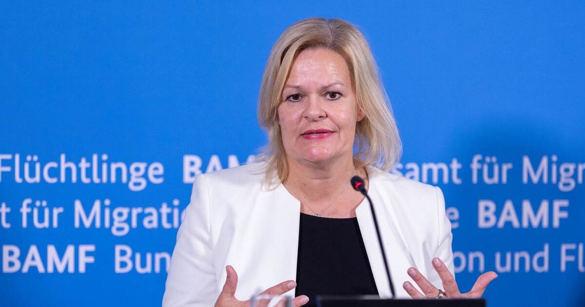 Faeser: Mehr Unterstützung für Flüchtlings-Unterbringung - Politik ...