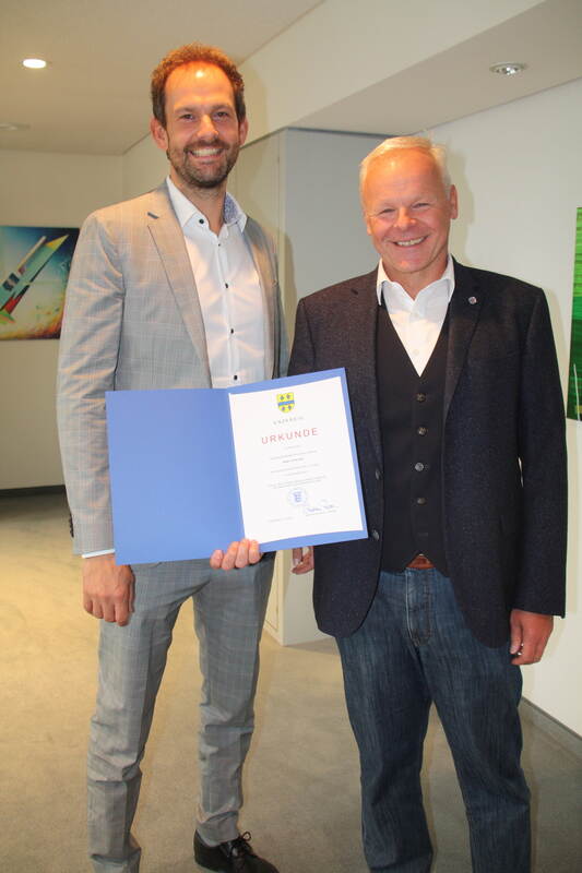 Nach 16 Jahren als Bürgermeister von Neuenbürg: Horst Martin erhält ...