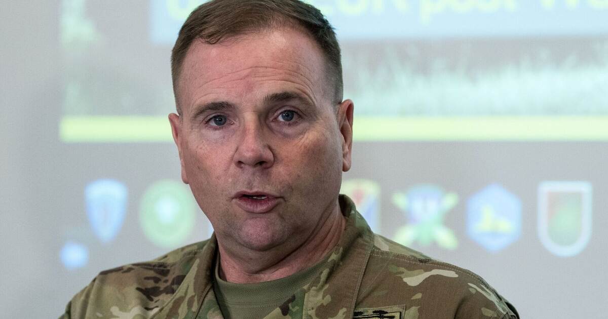 Ex-US-General Hodges: Befreiung der Krim bis Sommer möglich - Politik ...