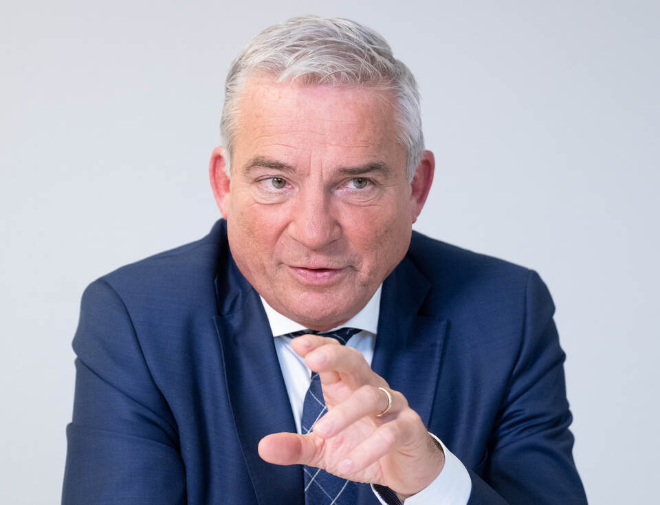 SPD und FDP wollen Entlassungsantrag gegen Innenminister Thomas Strobl einbringen - Baden ...