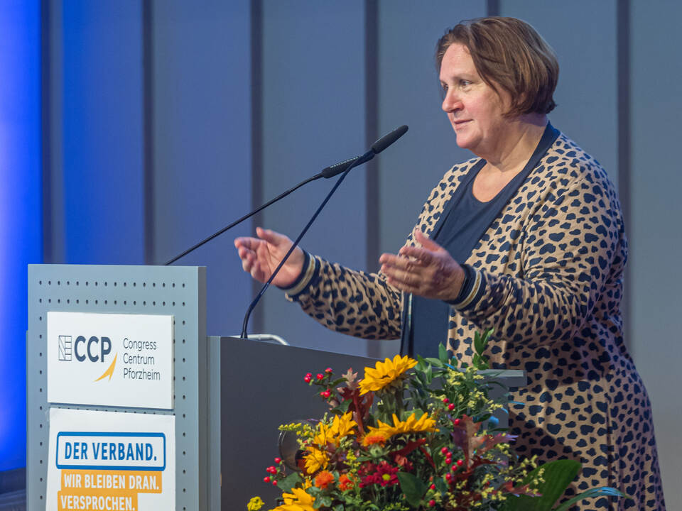 Lehrkräftemangel und Bildungskompetenzen: Das fordert Kultusministerin ...