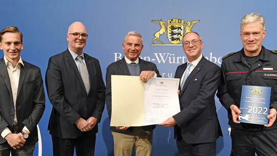 Freie Bahn für Retter in der Not: Firma Schneeberger erhält Auszeichnung für ...