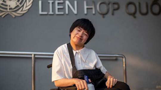 Rollstuhlfahrerin macht mit Tiktok-Kampagne mobil - Startseite - Pforzheimer-Zeitung