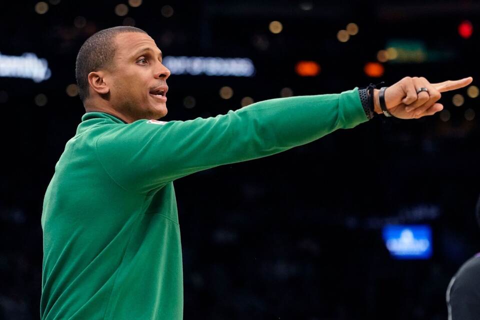 NBA: Boston Celtics verlieren erneut nach Verlängerung - Sport weltweit ...