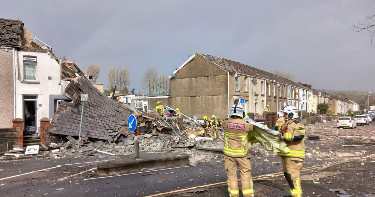Schwere Explosion in Wales zerstört Häuser - PZ-news.de - Nachrichten ...