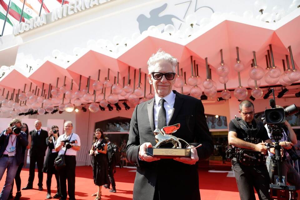 Ekel und Gewalt: Horror-Meister David Cronenberg wird 80 - Kino ...
