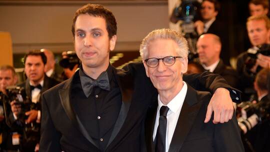 Ekel und Gewalt: Horror-Meister David Cronenberg wird 80 - Kino ...