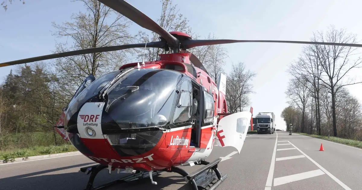 Zwei schwerverletzte Personen nach Unfall auf B10 bei Mühlacker - Region - Pforzheimer-Zeitung