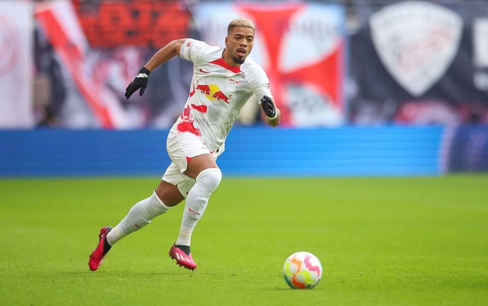 Henrichs und seine Familie rassistisch beleidigt - Sport weltweit ...