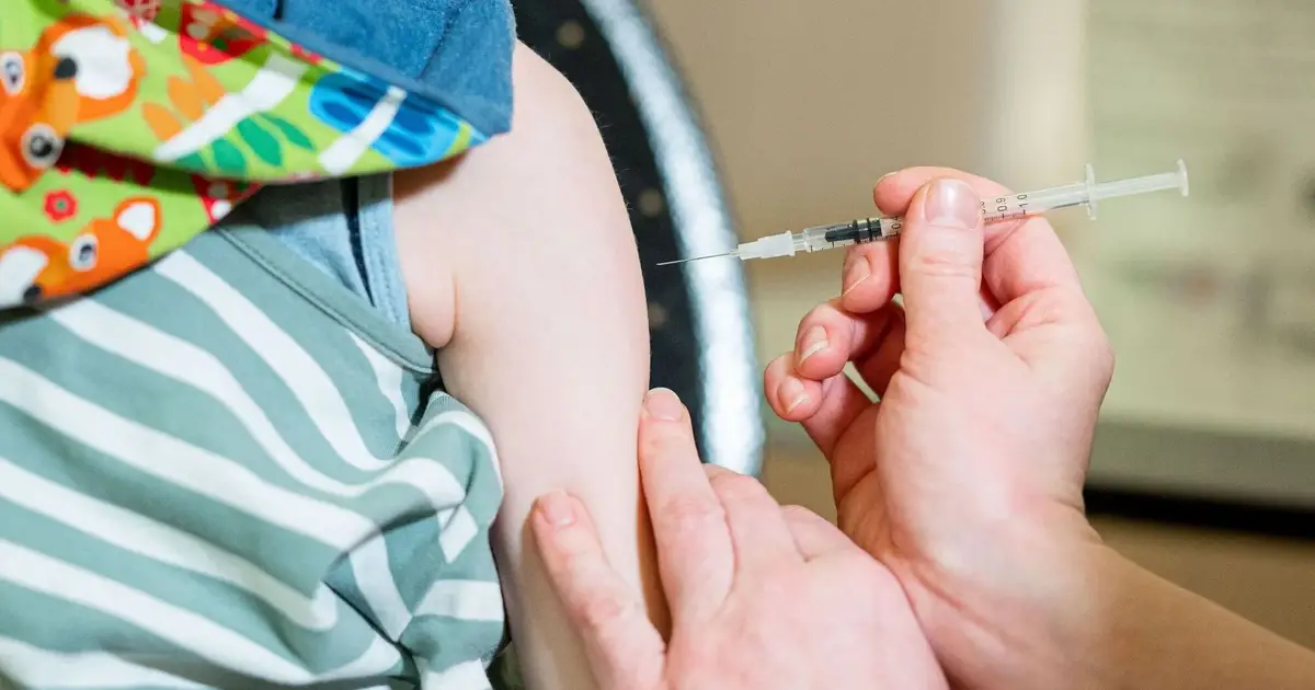 Stiko: Covid-19-Impfempfehlung für gesunde Kinder entfällt - Politik ...