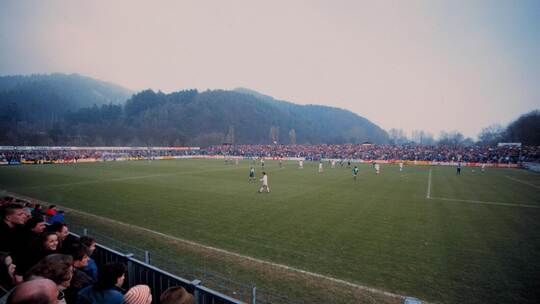 „Heija, heija, SCF!“: 30 Jahre Bundesliga-Aufstieg des SC Freiburg ...