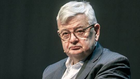 Fischer: Europas Sicherheit dauerhaft durch Russland bedroht - Politik ...