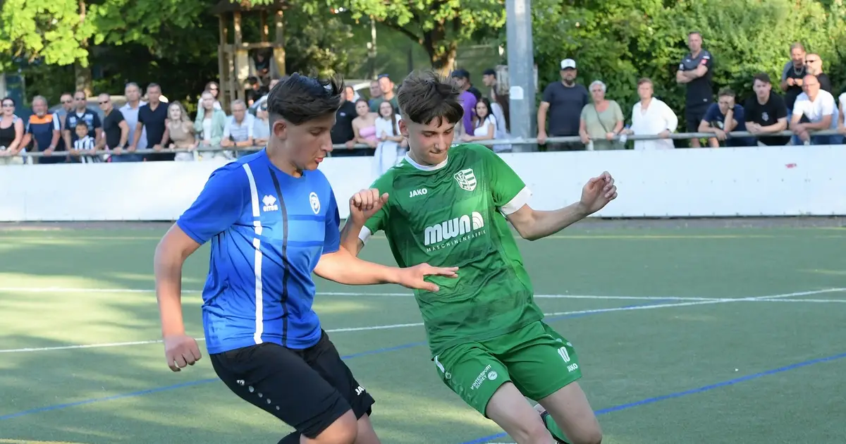 Fußballspiel ein Fall für die Polizei? Titelkampf bei C-Jugend sorgt für ordentlich Wirbel ...