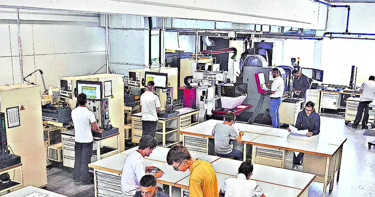 Impulse für den Werkzeugbau: Stepper trotzt dem Fachkräftemangel ...