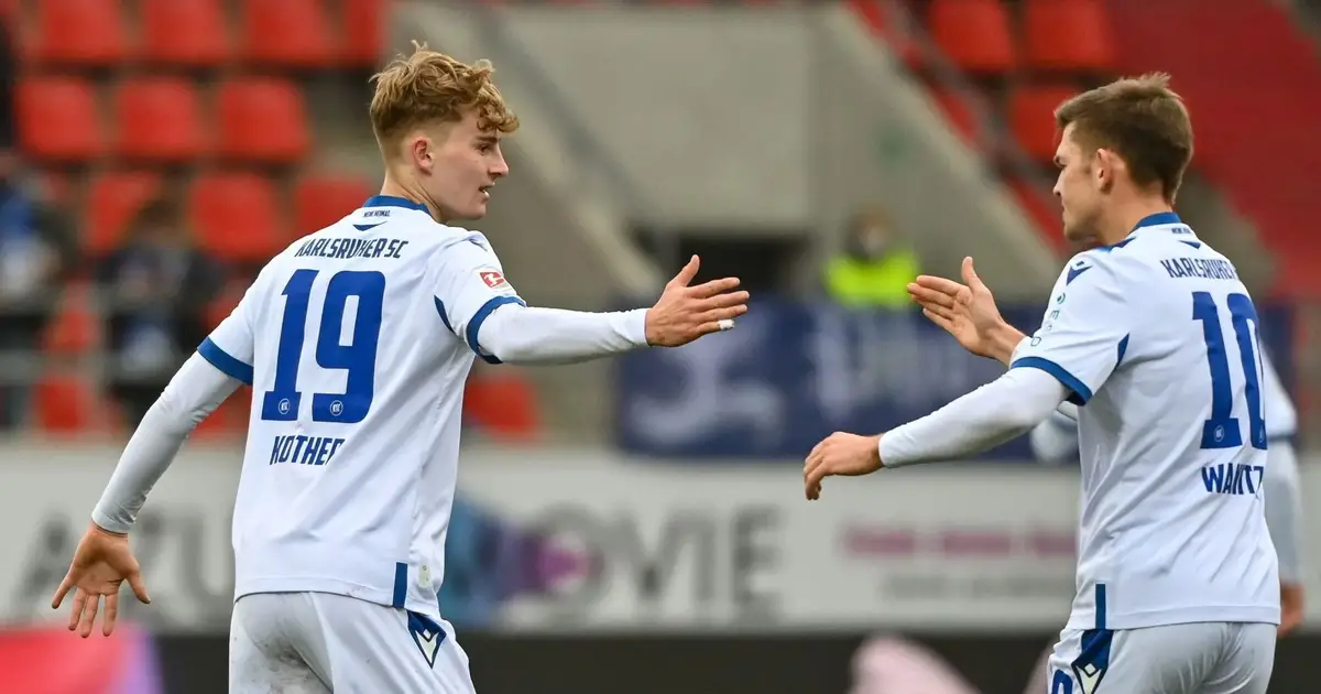 Dominik Kother wechselt vom Karlsruher SC nach Regensburg - Baden ...